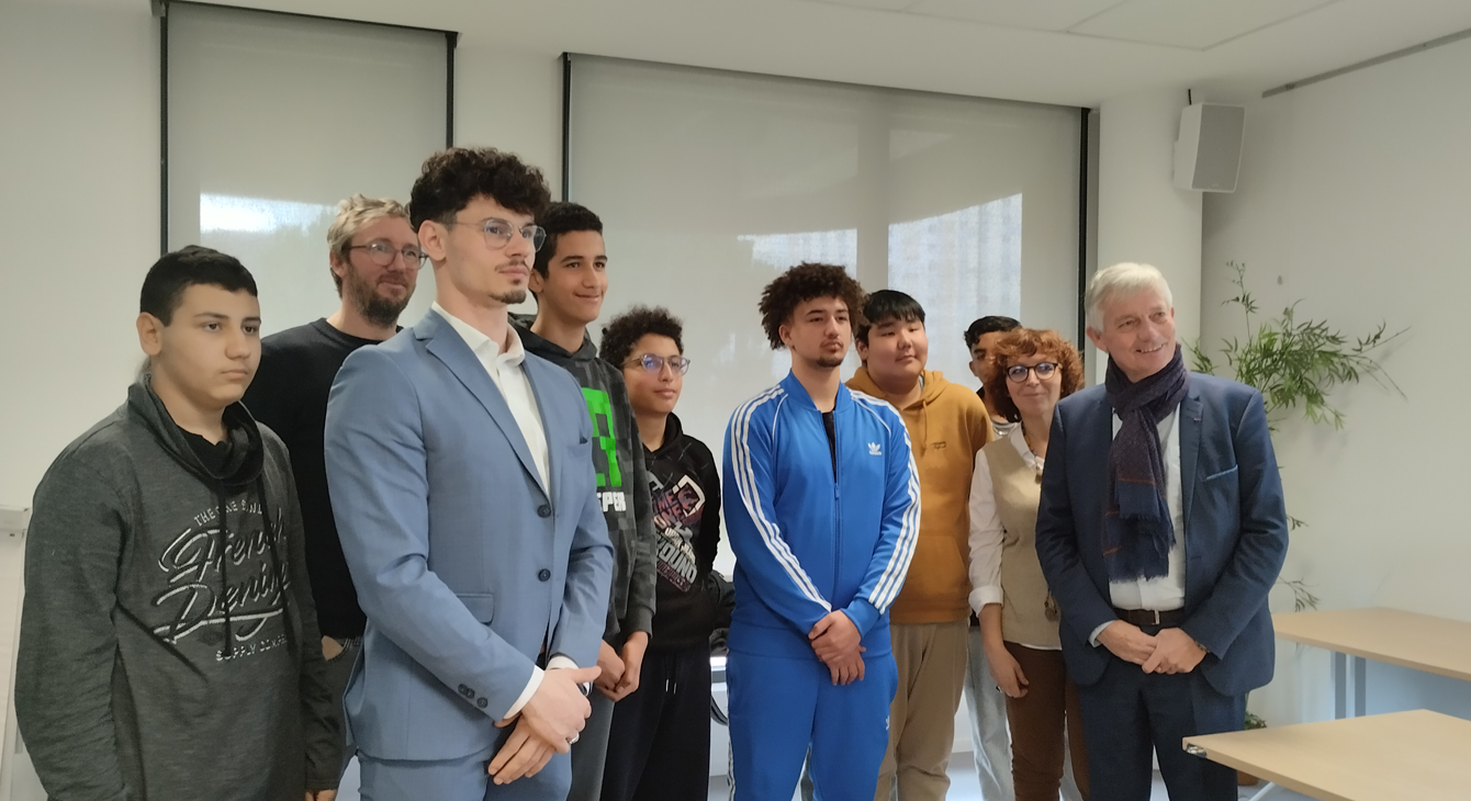 Relations école-entreprise : Stage collectif chez EDF | Académie de ...